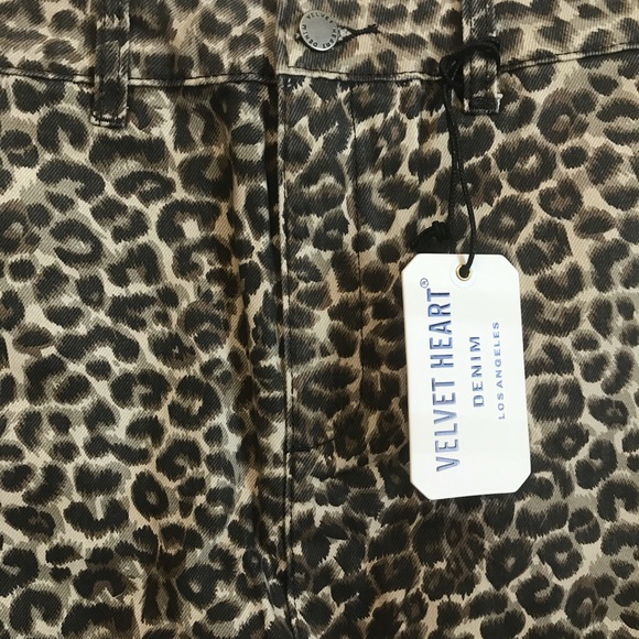Velvet Heart | Skirts | Velvet Heart Denim Cheetah Skirt Sz 28 New ...